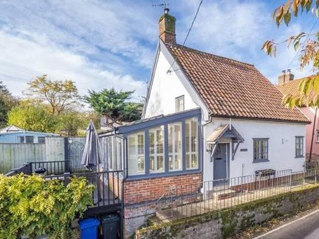 2 bedroom detached house for sale in Lavenham Sudbury CO10