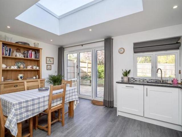2 bedroom detached house for sale in Laburnum Grove, St. Albans, AL2