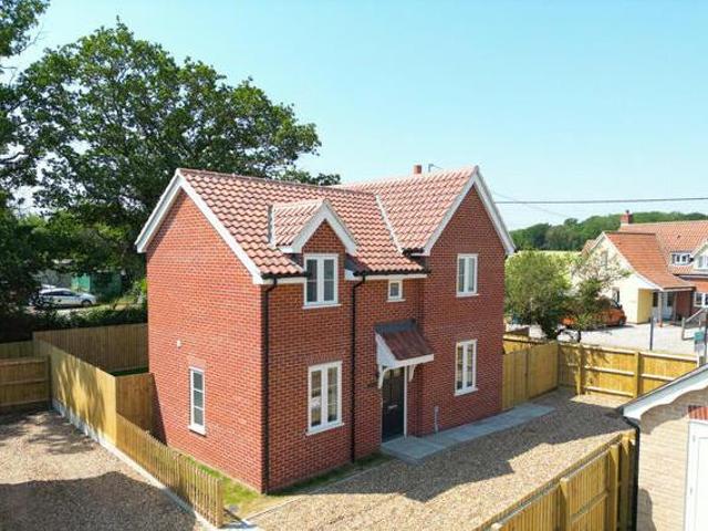 2 Bedroom Detached House For Sale In Ladbrook Meadow