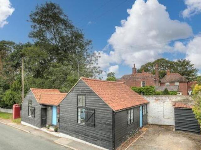 2 Bedroom Detached House For Sale In Little Waltham, Chelmsford