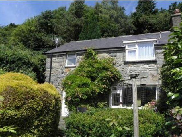 2 Bedroom Detached House For Sale In Llanelltyd, Dolgellau