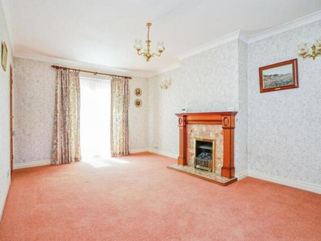 2 bedroom detached house for sale in Maypole Mews, Barwick In Elmet, Leeds, LS15