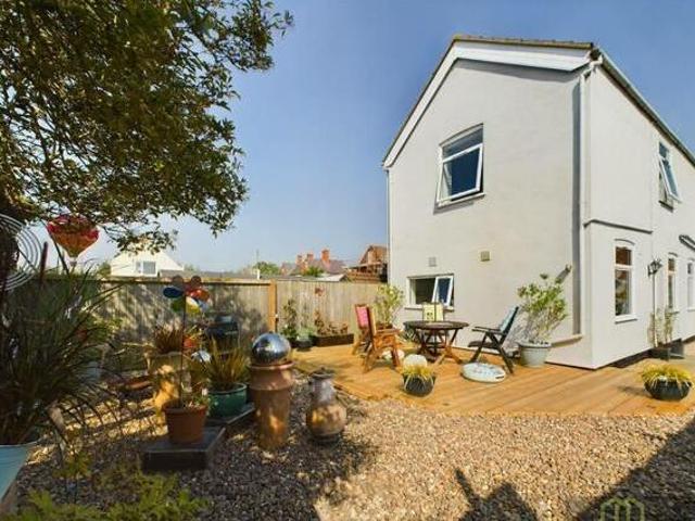 2 Bedroom Detached House For Sale In Mablethorpe
