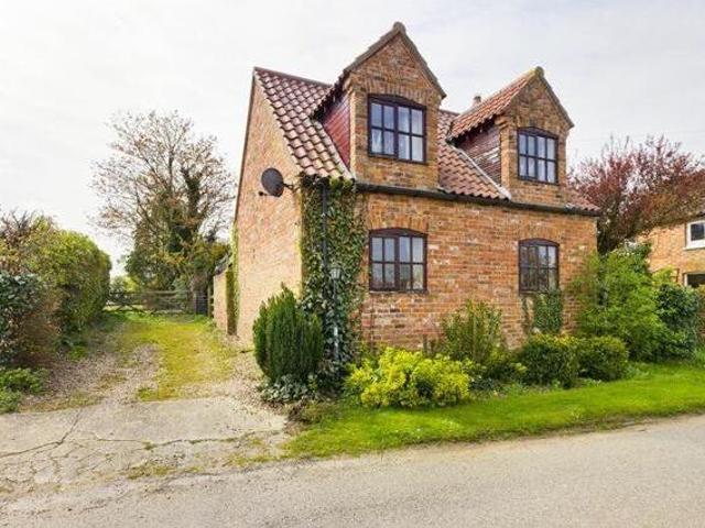 2 Bedroom Detached House For Sale In Main Road, Mareham On The Hill