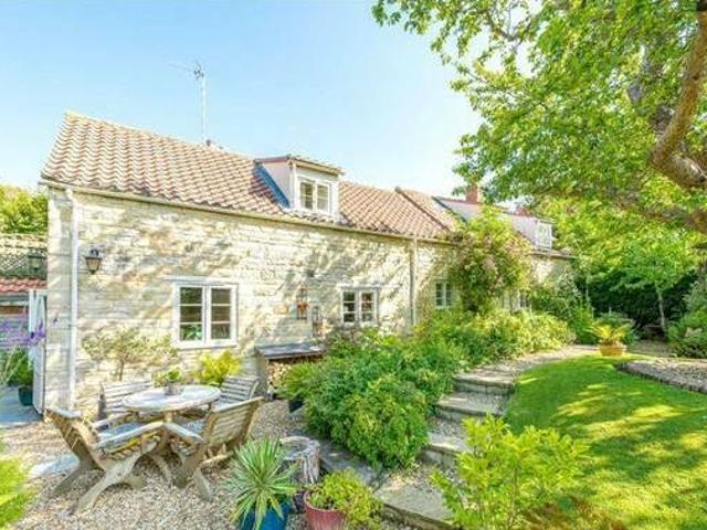 2 bedroom detached house for sale in Newton Way Woolsthorpe by Colsterworth Grantham Lincolnshire