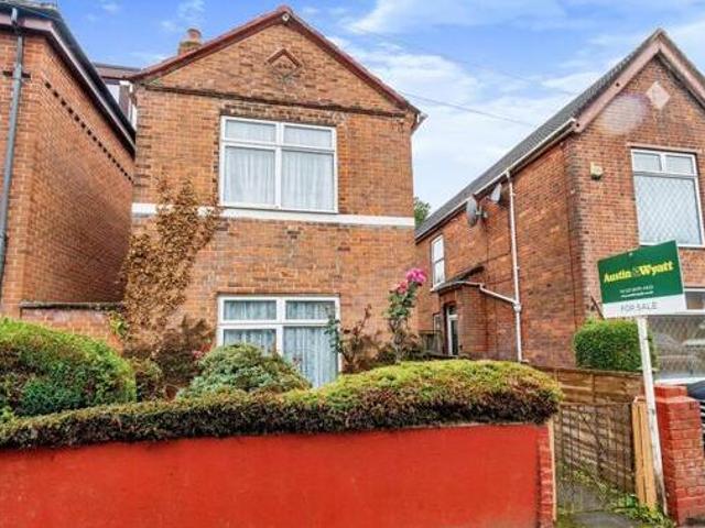 2 Bedroom Detached House For Sale In Southampton, Hampshire