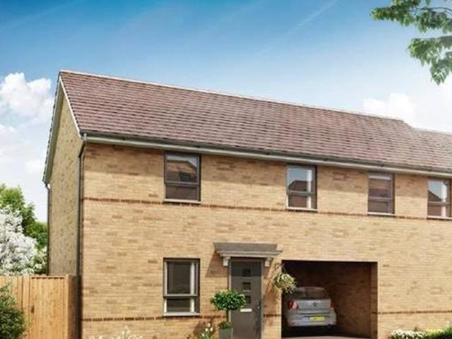 2 bedroom detached house for sale in Southern Cross Wixams MK42 6AW MK42
