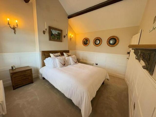 2 bedroom detached house for sale in Southport Road, Lydiate, L31