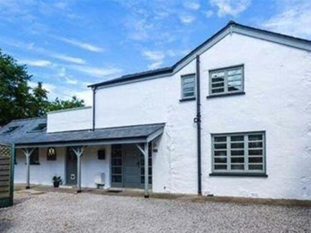 2 Bedroom Detached House For Sale In Silverdale