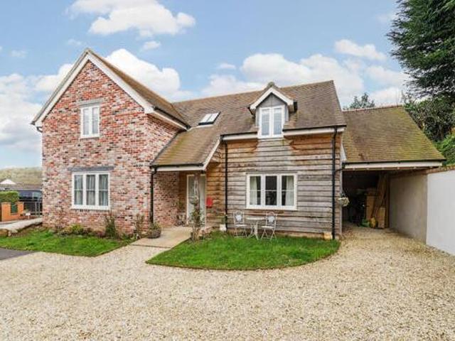 2 Bedroom Detached House For Sale In Swallowcliffe
