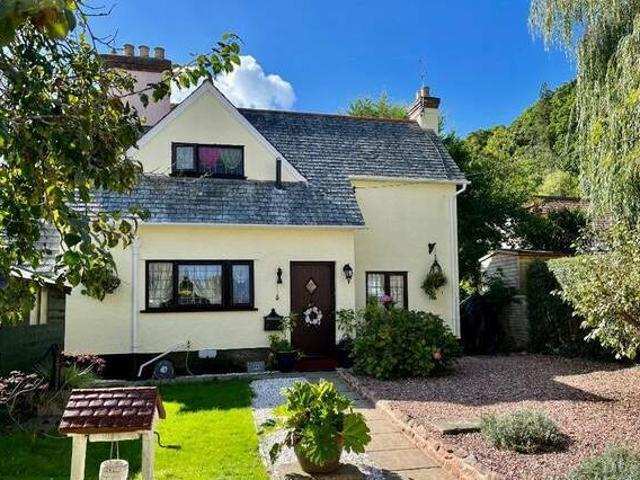 2 bedroom detached house for sale in Park Street TA24