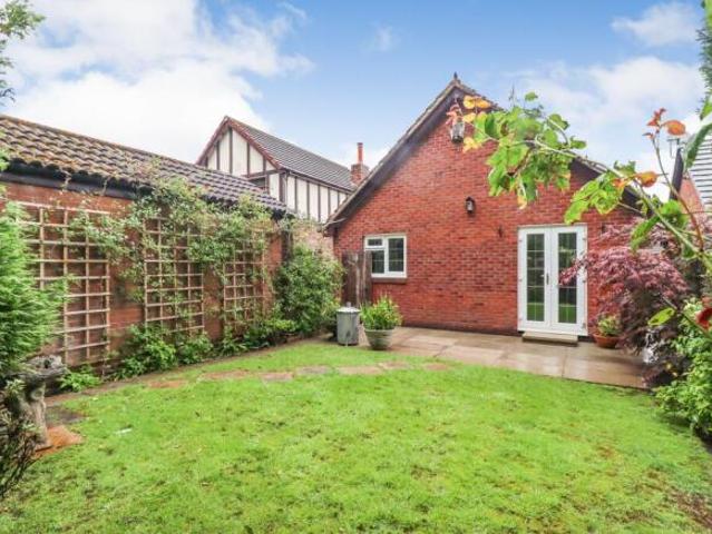 2 bedroom detached house for sale in Pendine Close, Callands, Warrington, WA5