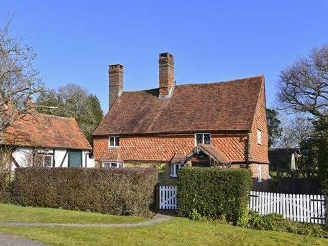 2 bedroom detached house for sale in Plough Lane Ewhurst GU6