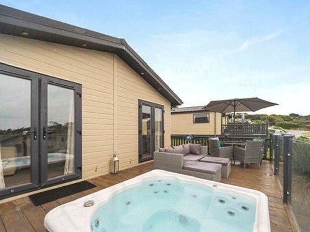 2 Bedroom Detached House For Sale In Praa Sands, Penzance