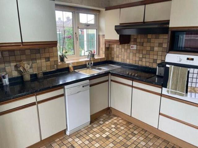 2 bedroom detached house for sale in Red Hall drive, Bracebridge heath, LN4