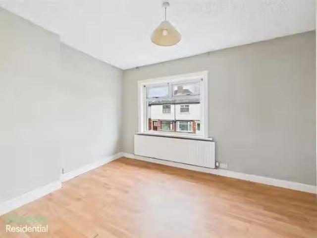 2 Bedroom Detached House For Sale In Rutherglen Street, Belfas.