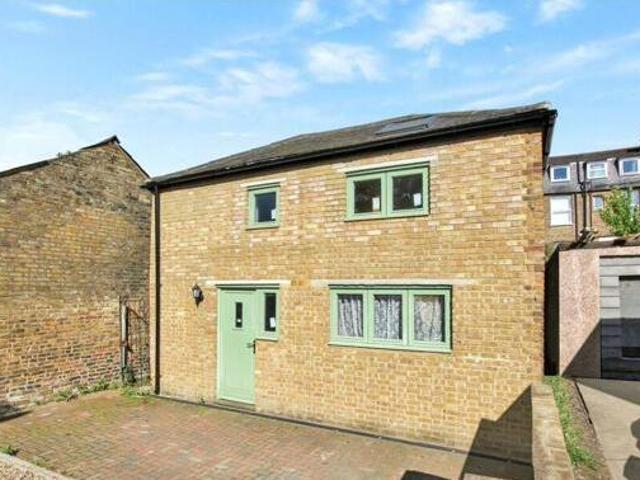 2 Bedroom Detached House For Sale In Woolwich