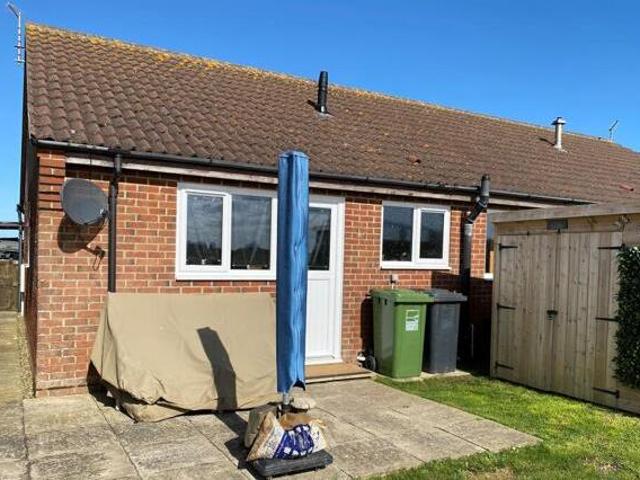 2 Bedroom Detached House For Sale In Walcott