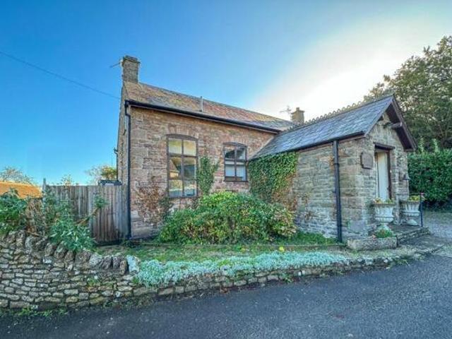 2 Bedroom Detached House For Sale In Walton in gordano