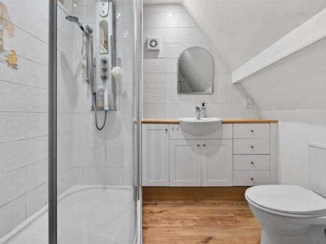 2 bedroom detached house for sale in Wish Hill, Eastbourne, BN20
