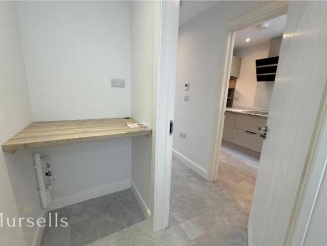 2 bedroom detached house for sale in The Burrows, Poole, BH15