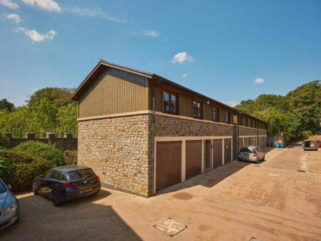 2 bedroom detached house for sale in Vanbrugh Lane, Stoke Park, BS16