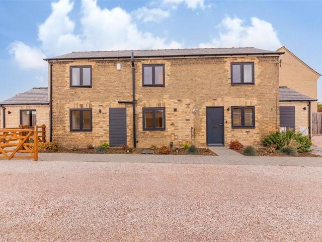 2 bedroom detached house to rent