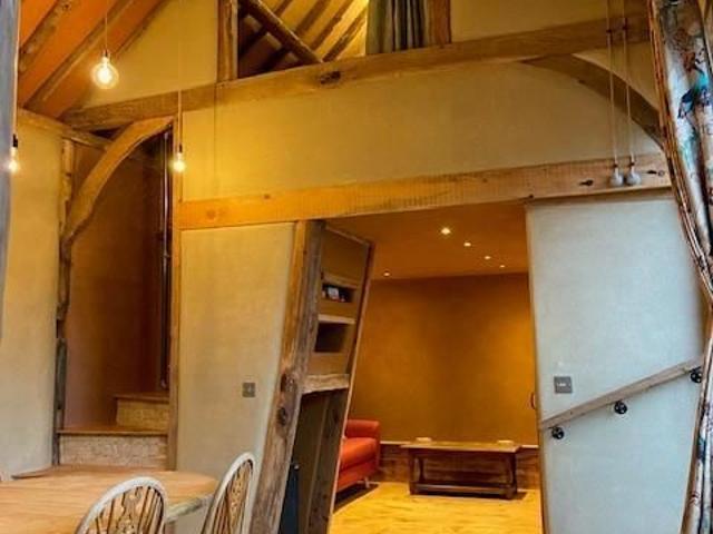 2 bedroom detached house to rent