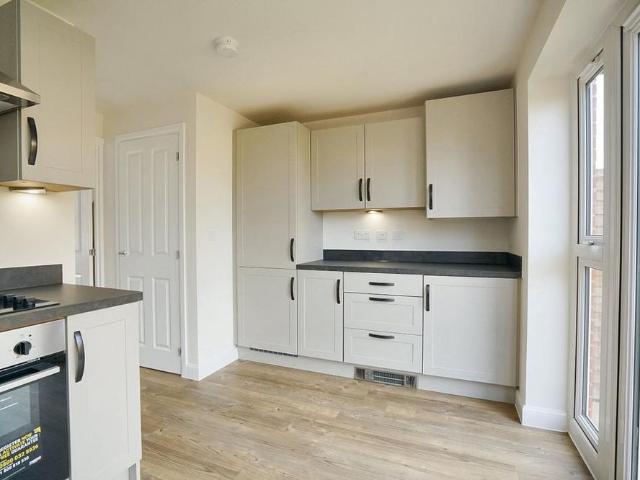 2 bedroom detached house to rent
