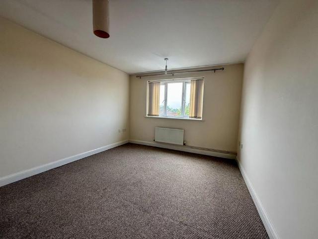 2 bedroom detached house to rent