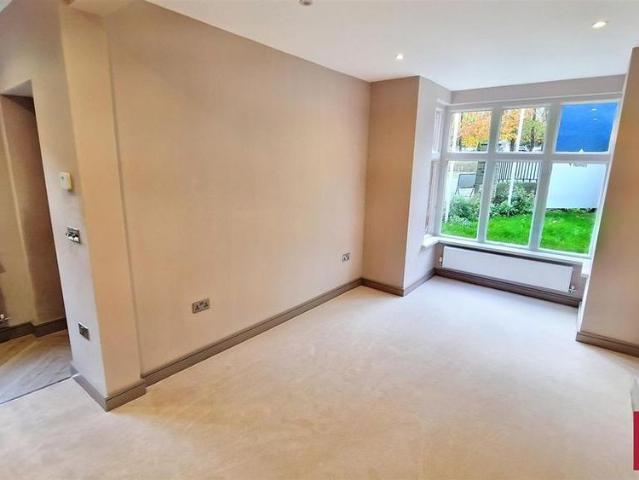 2 bedroom detached house to rent