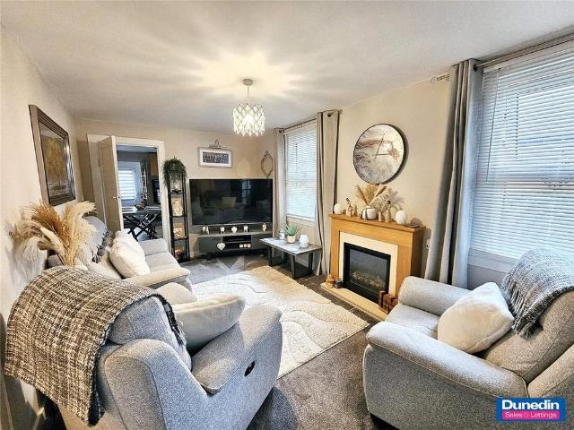 2 bedroom detached house to rent