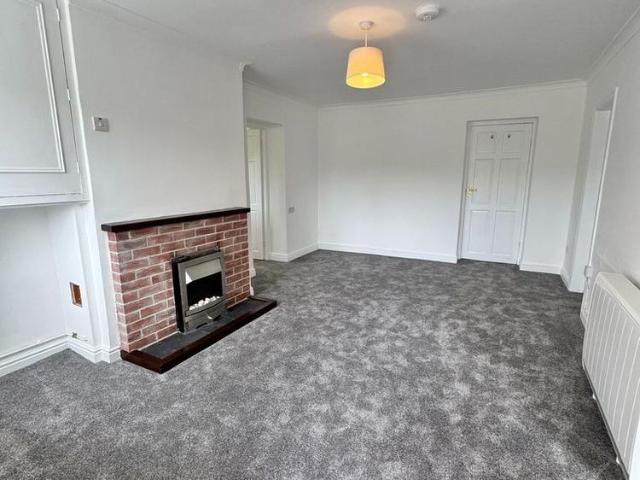 2 bedroom detached house to rent