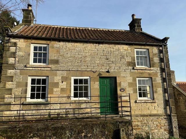 2 bedroom detached house to rent