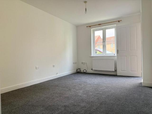 2 bedroom detached house to rent