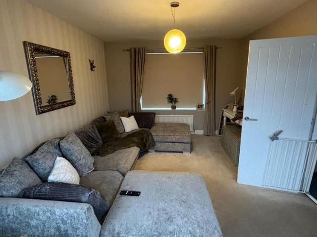 2 bedroom detached house to rent