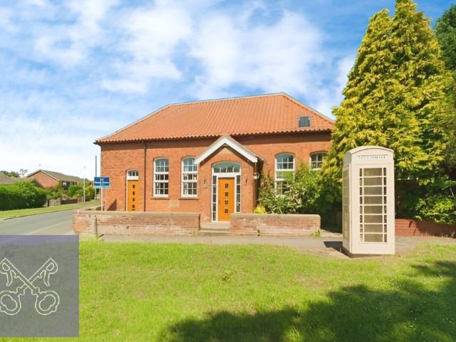2 bedroom detached house to rent