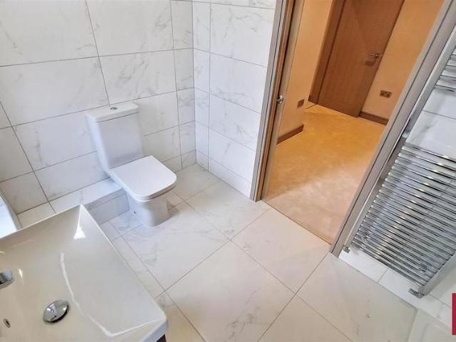 2 bedroom detached house to rent