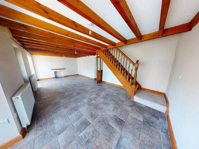 2 bedroom detached house to rent