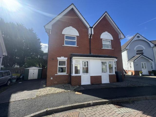 2 bedroom detached house to rent
