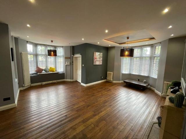 2 bedroom detached house to rent