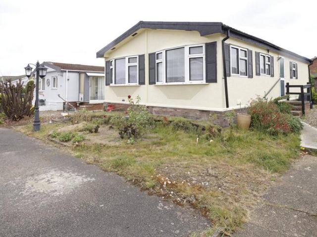 2 bedroom detached house to rent