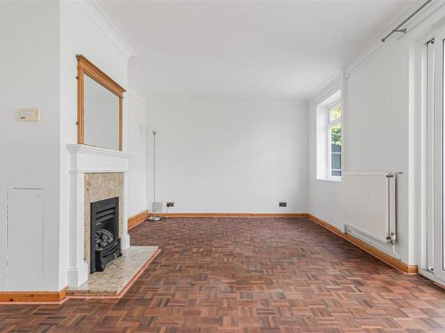 2 bedroom detached house to rent