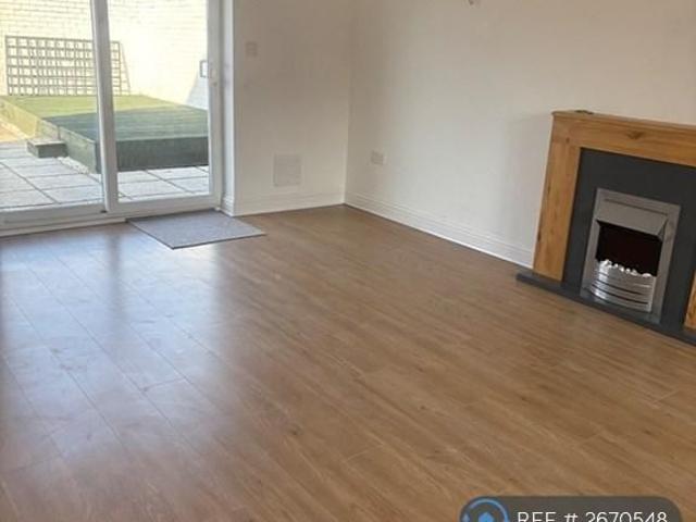2 bedroom detached house to rent