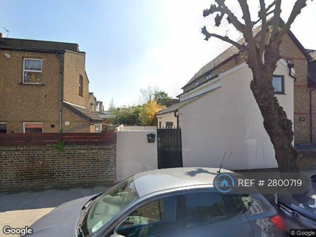 2 bedroom detached house to rent