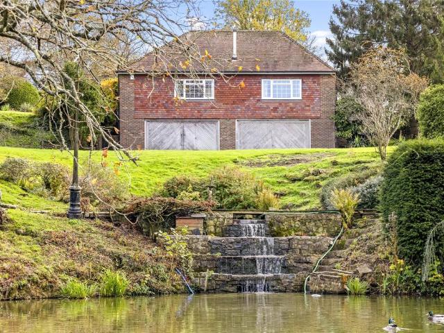 2 bedroom detached house to rent