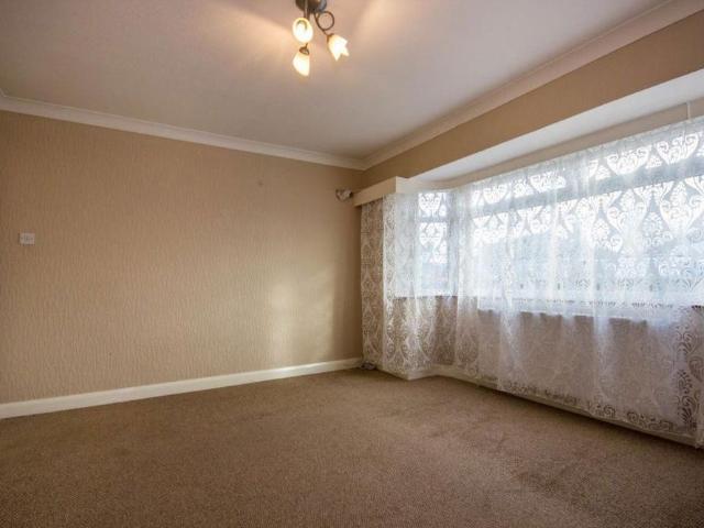2 bedroom detached house to rent