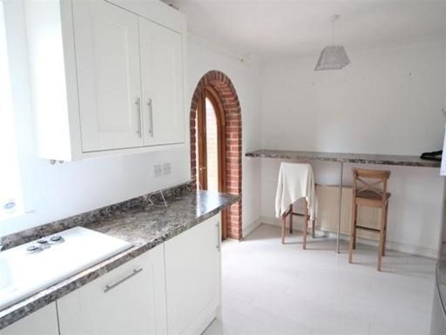 2 bedroom detached house to rent