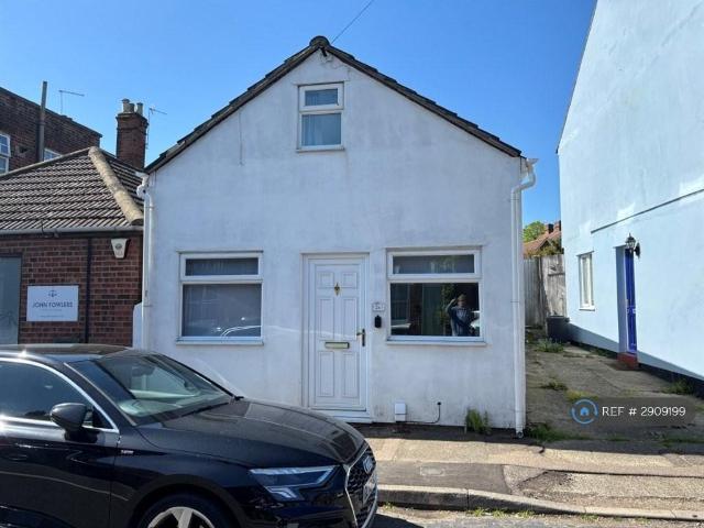 2 bedroom detached house to rent