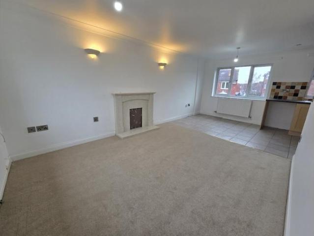 2 bedroom detached house to rent